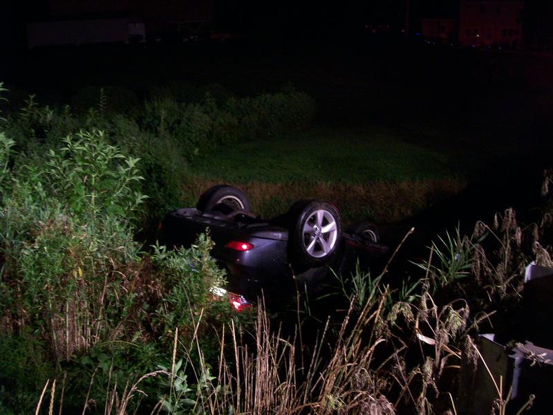 MUTUAL AID VEHICLE ROLLOVER INTO WATER - Hampstead Volunteer Fire Company